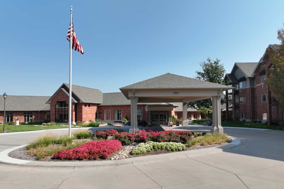 Assisted Living & Independent Living West Omaha | Pacific Springs