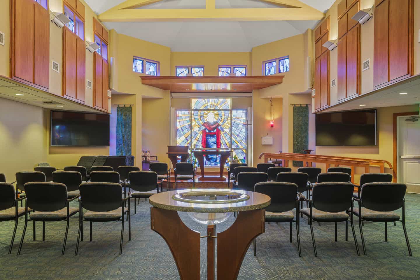 The Lighthouse: Skilled Nursing and Care with Lakeside Views