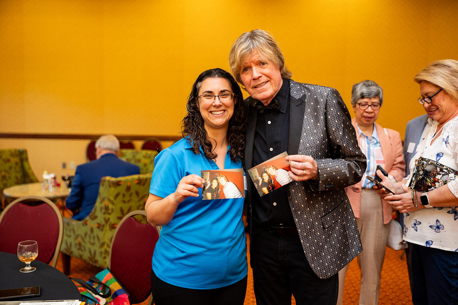 Medical Director meets favorite British rocker at Foundation event